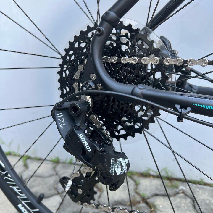 Merida explorer 600 hybrid bike 11 speed sram Nx, Sports Equipment ...