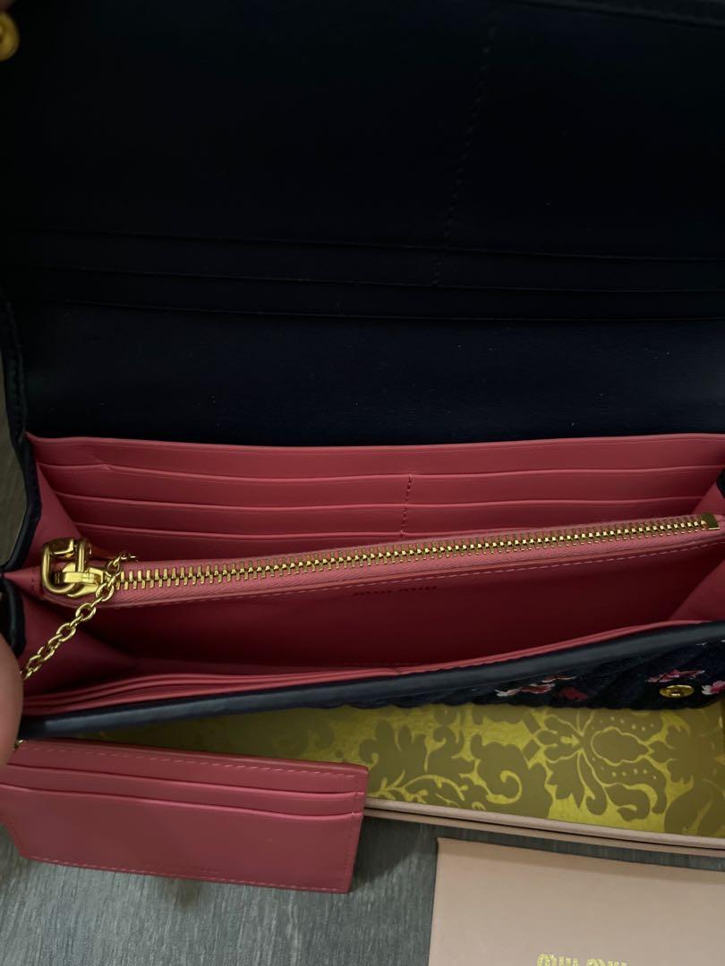 miu-miu-women-s-fashion-bags-wallets-wallets-card-holders-on