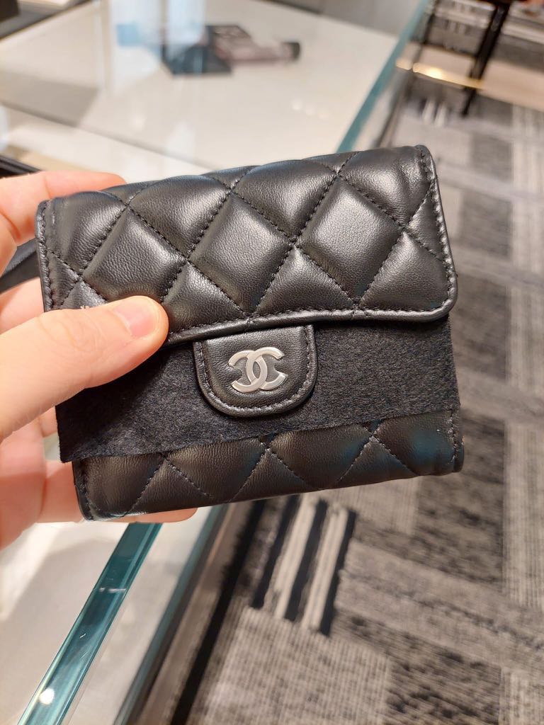*New Stock* In Box Chanel Classic Small Flap Wallet, Women's Fashion ...