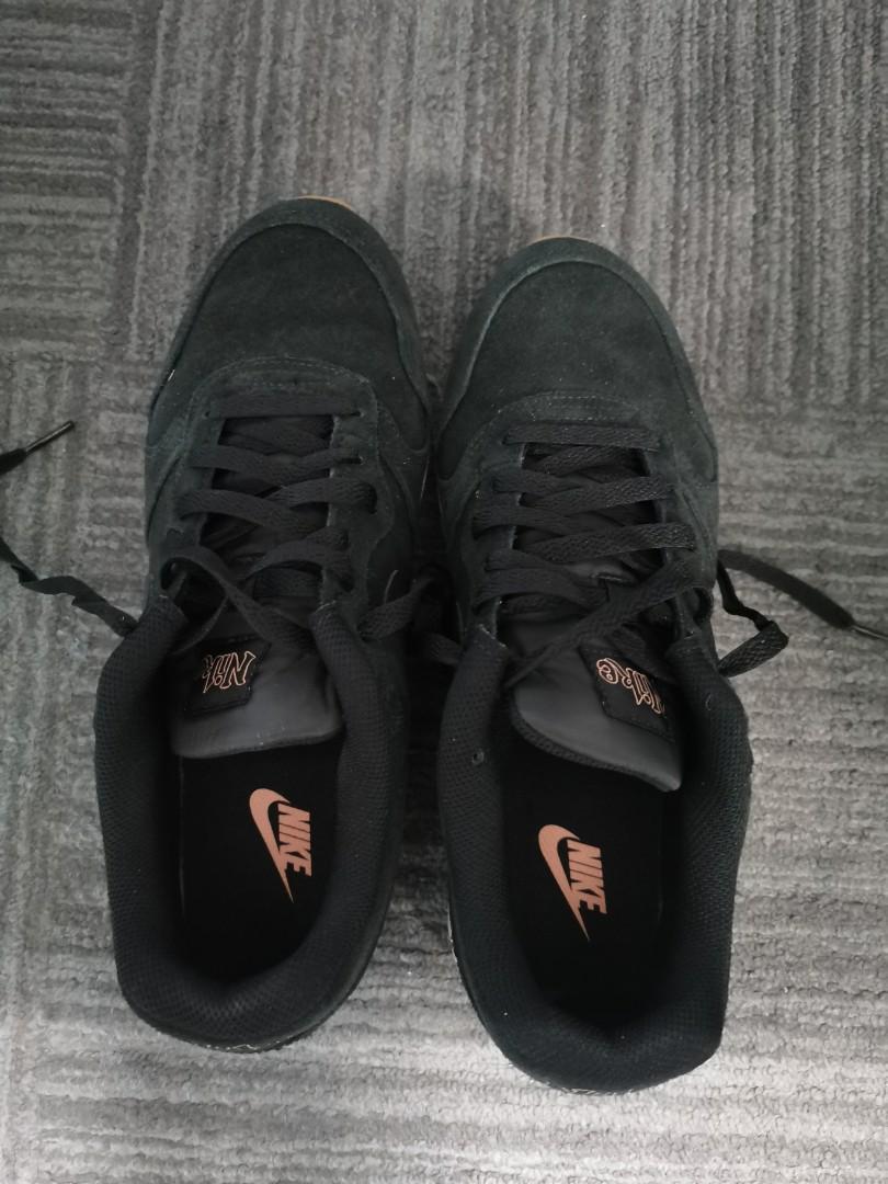 Nike shoe, Men's Fashion, Footwear, Sneakers on Carousell