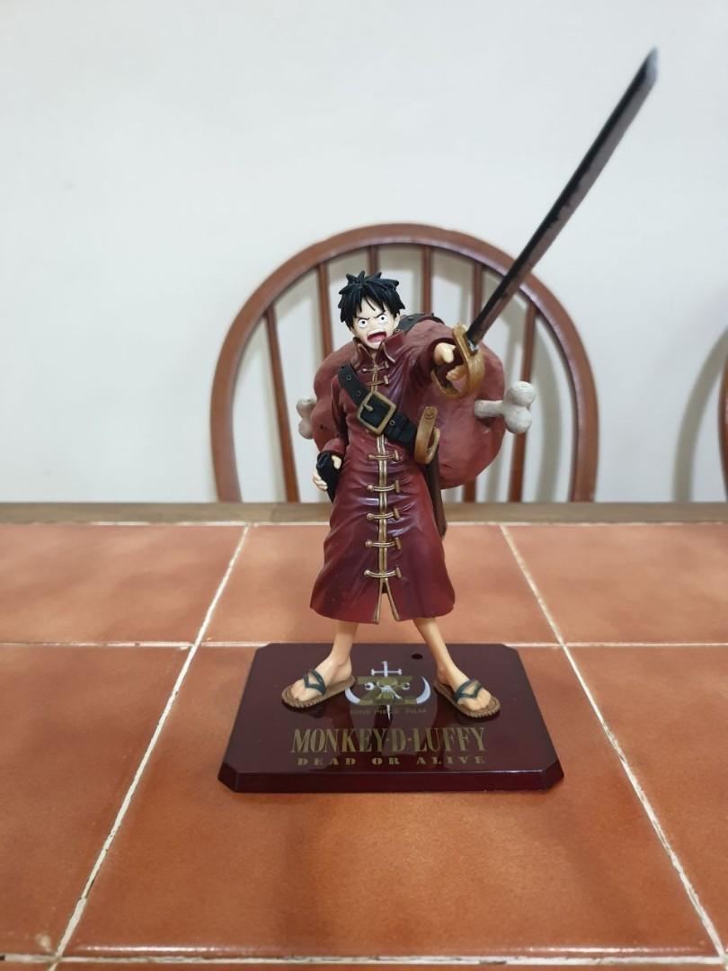 One Piece Figuarts Zero: Luffy Red Coat Ver. / Luffy Film Z Battle ...