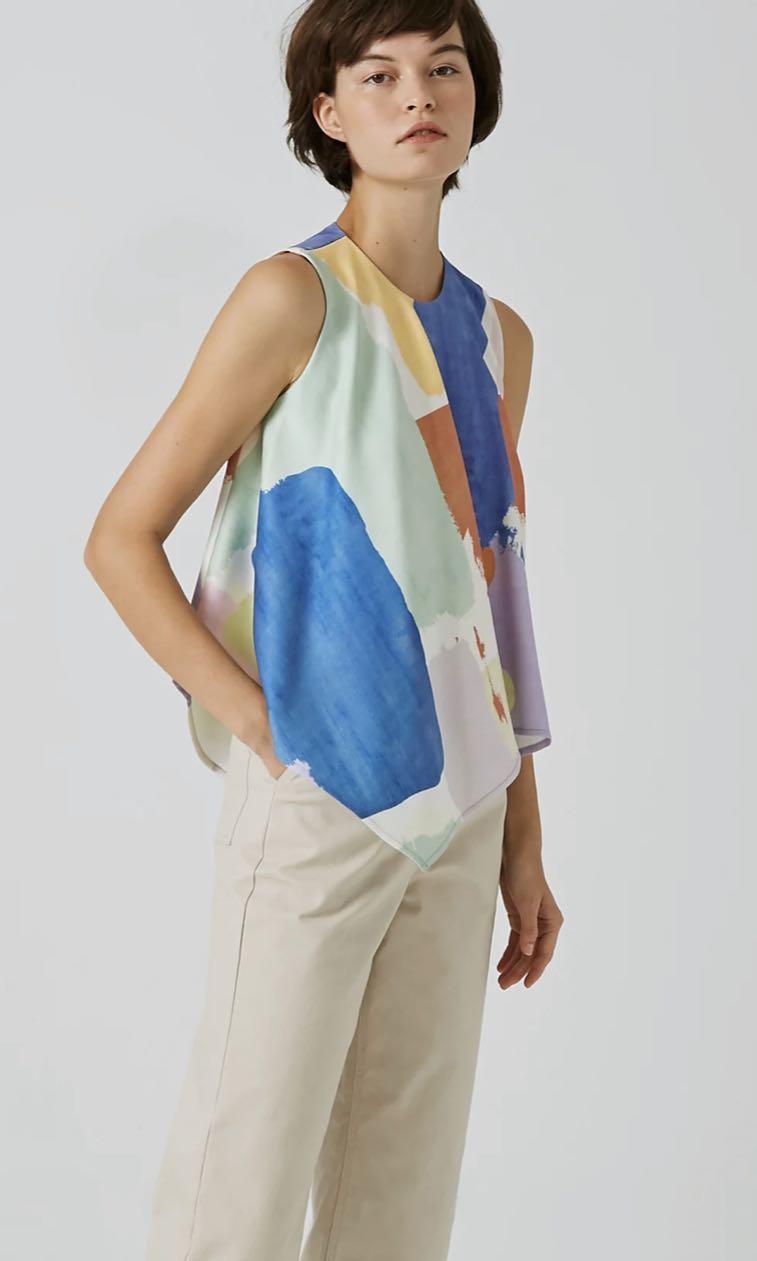 OSN light years top, Women's Fashion, Tops, Sleeveless on Carousell