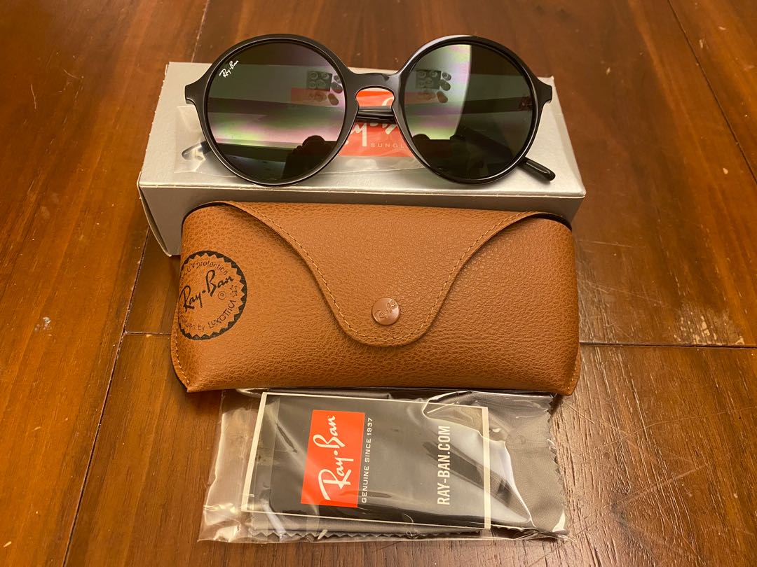 Ray-Ban RB4304 601/71 in black, 女裝, 手錶及配件, 眼鏡 - Carousell