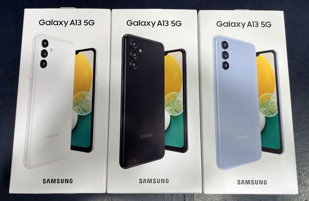 Samsung A13 A136B/ DSN 5G 6+128 (black / white / blue ), 手提電話, 手機 ...