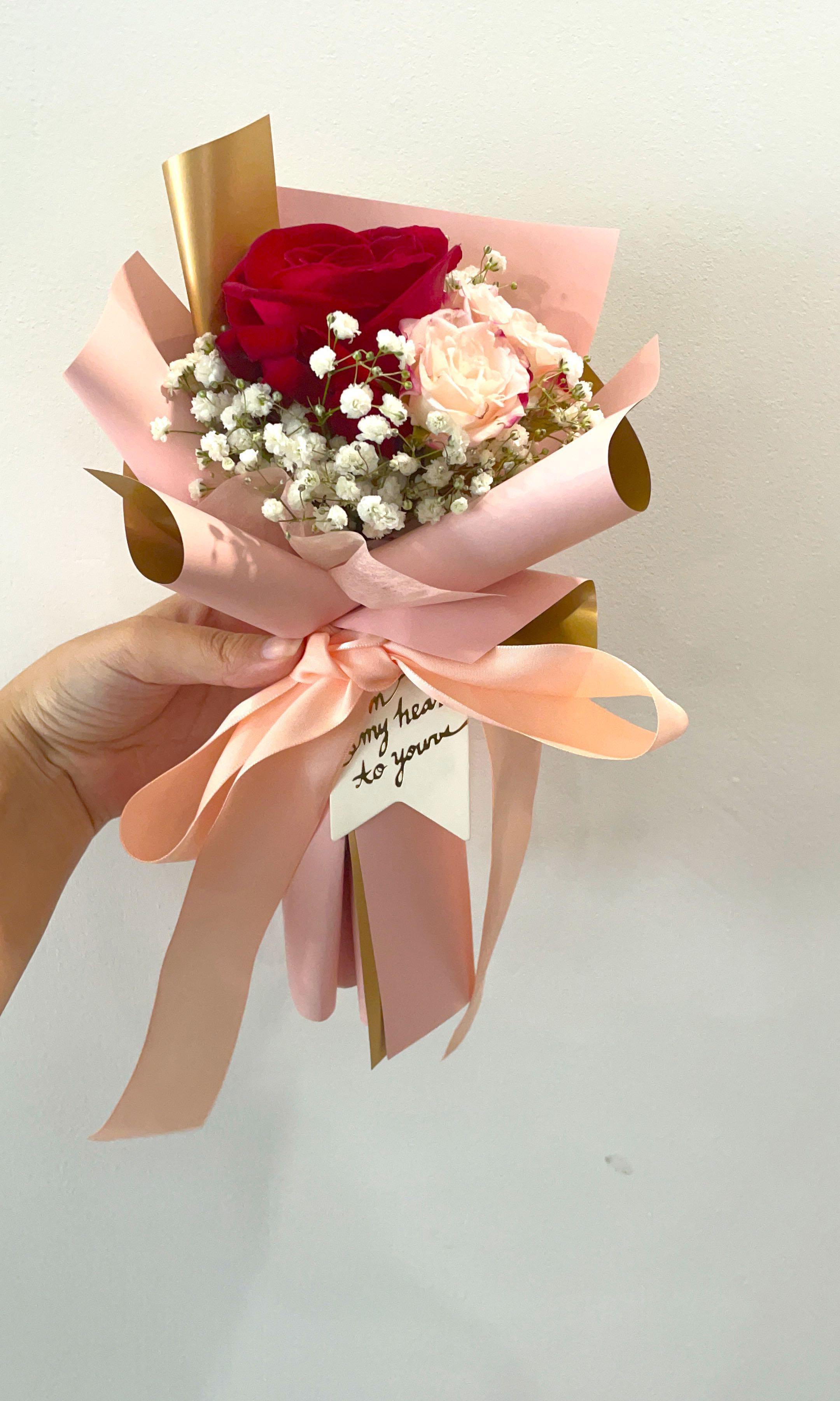 Stunning Red and Pink Rose Bouquet, Hobbies & Toys, Stationery & Craft ...