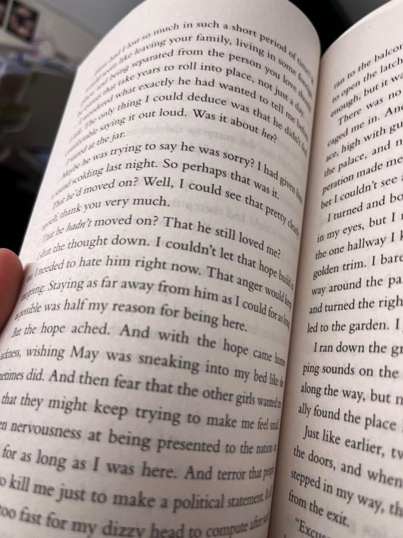 The Selection box set series, Hobbies & Toys, Books & Magazines ...