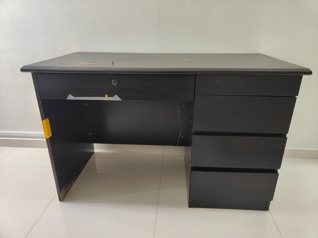 Used Table, Furniture & Home Living, Furniture, Tables & Sets on Carousell