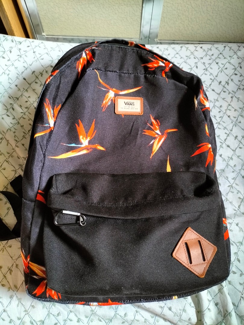 Vans Backpack, Men's Fashion, Bags, Backpacks on Carousell