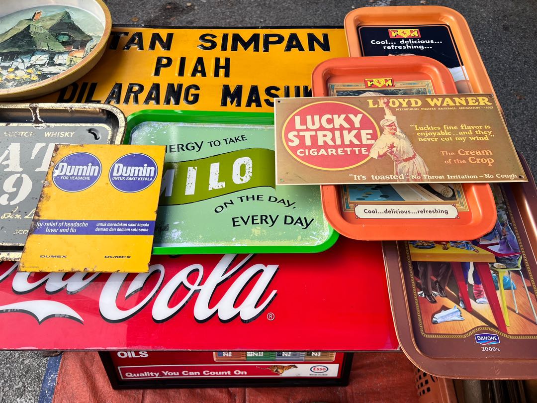 VINTAGE TRAY & SIGNAGE, Hobbies & Toys, Collectibles & Memorabilia ...