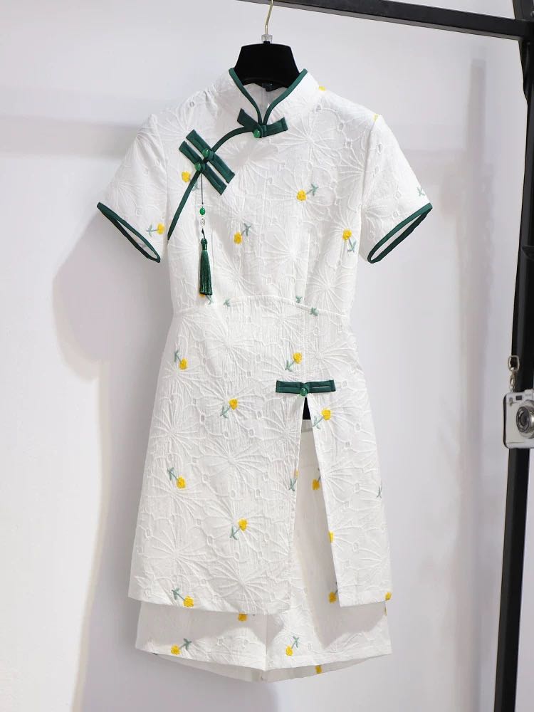 White Cheongsam Qipao with Pants, Women's Fashion, Dresses & Sets ...