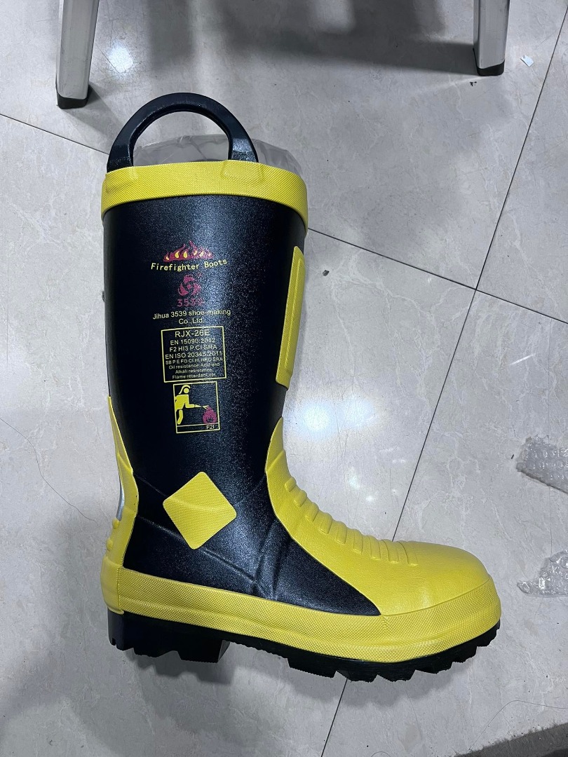 3539 FIRE BUSTER FIRE FIGHTING BOOTS SIZE 38 US-6, Men's Fashion ...