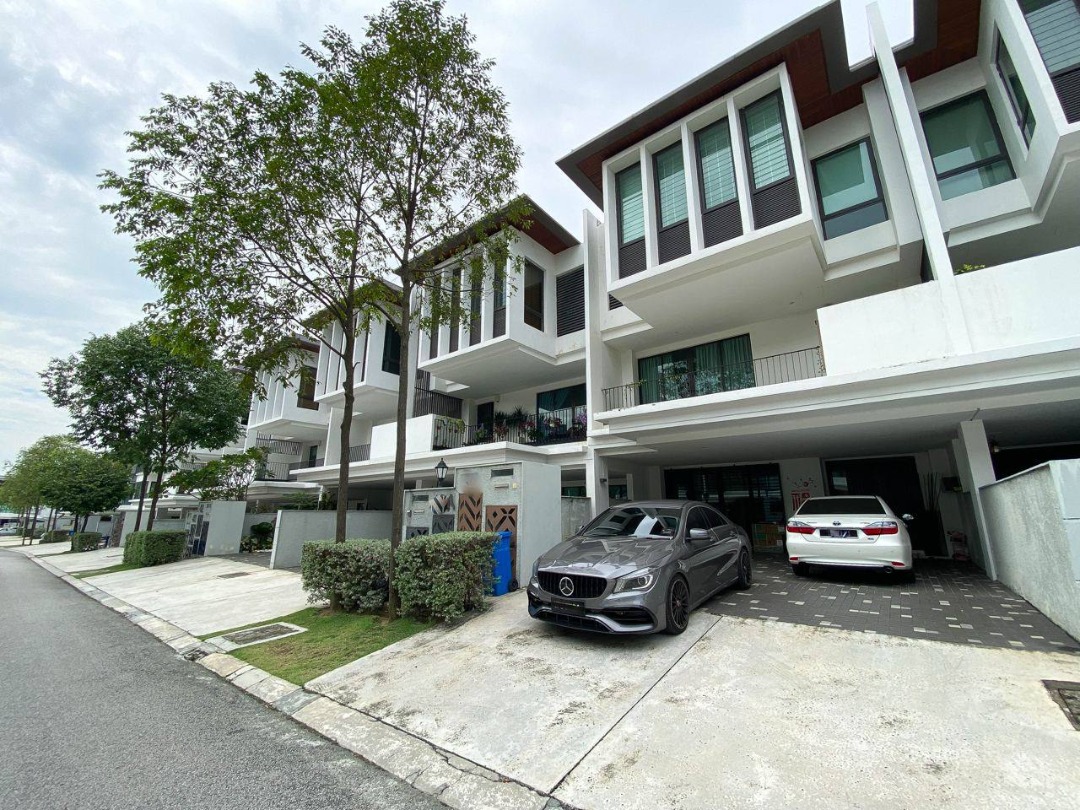 3.5 Storey Terrace Duta Villa Setia Alam, Property, For Sale on Carousell