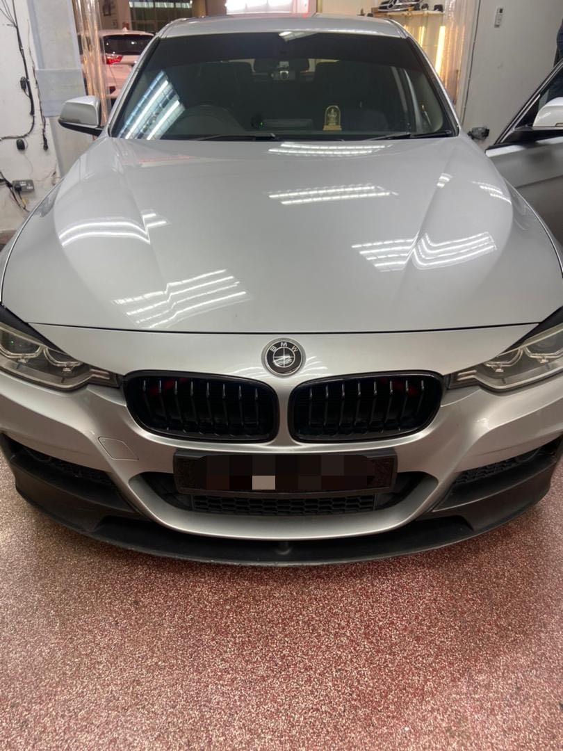 BMW F30 side mirror repair, Car Accessories, Accessories on Carousell