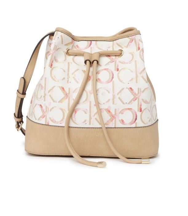 Calvin Klein Bucket Bag, Women's Fashion, Bags & Wallets, Cross-body ...