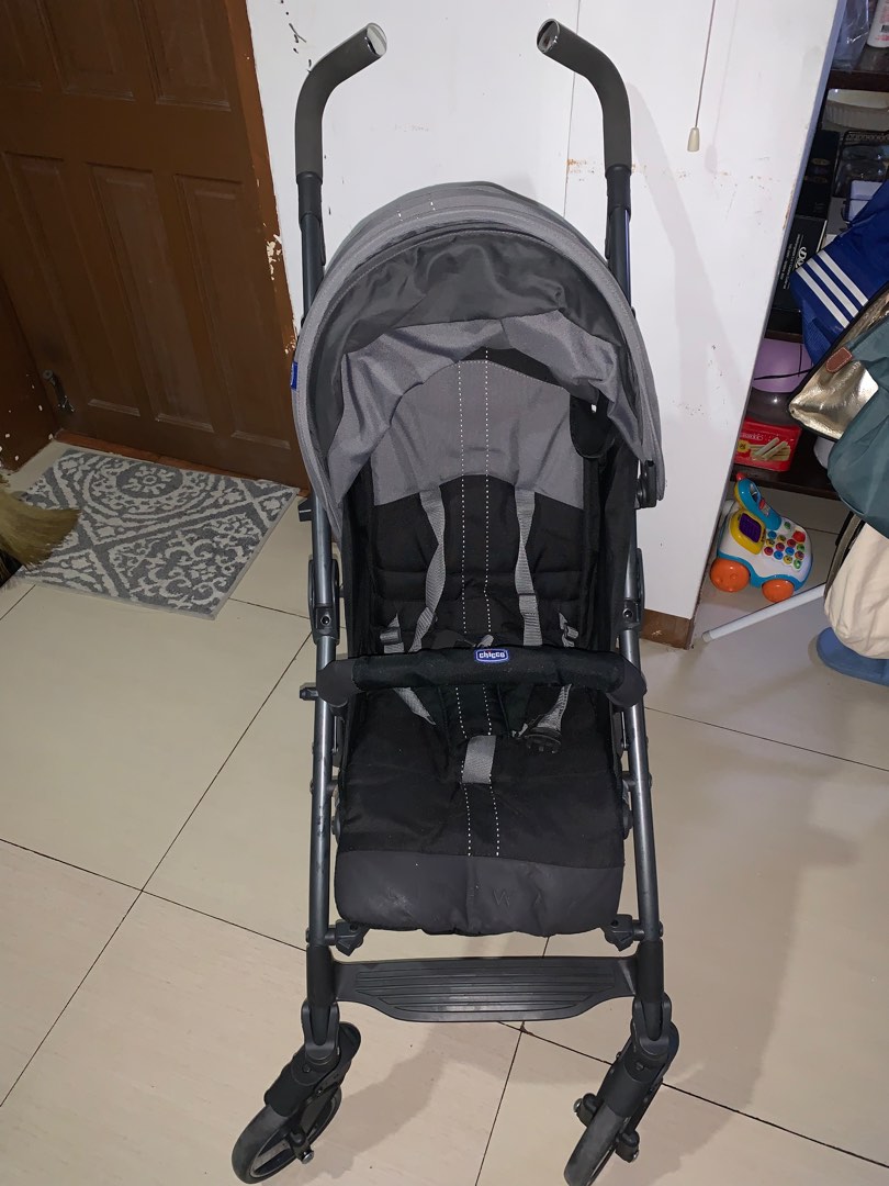 Chicco liteway 2, Babies & Kids, Going Out, Strollers on Carousell