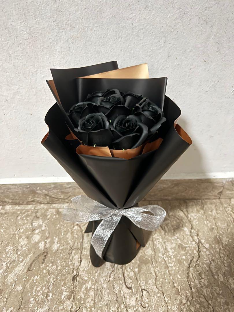 Classic Black Flower Bouquet, Hobbies & Toys, Stationery & Craft ...