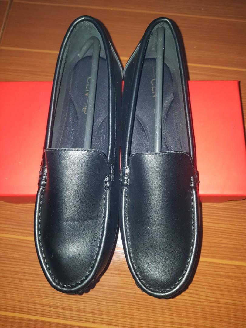 CLN loafers, Women's Fashion, Footwear, Loafers on Carousell