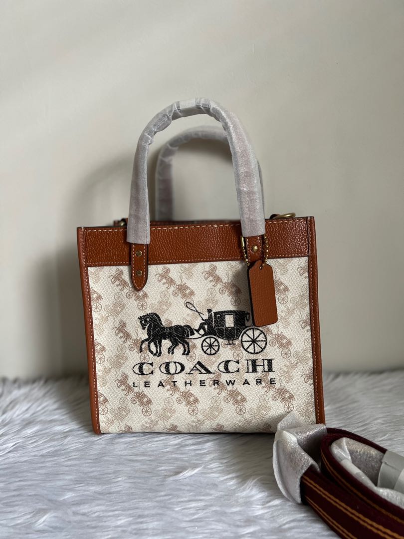 Coach field tote 22, Luxury, Bags & Wallets on Carousell