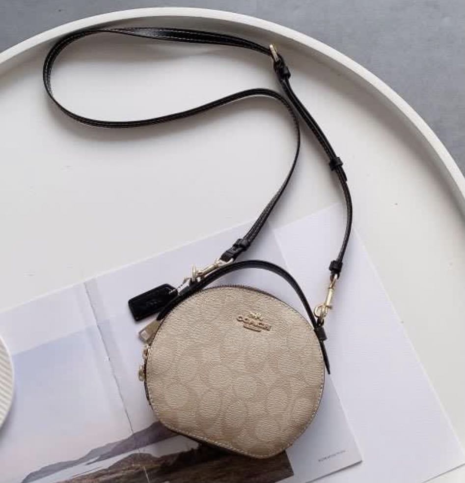 Coach Round Canteen Crossbody Bag, Women's Fashion, Bags & Wallets ...