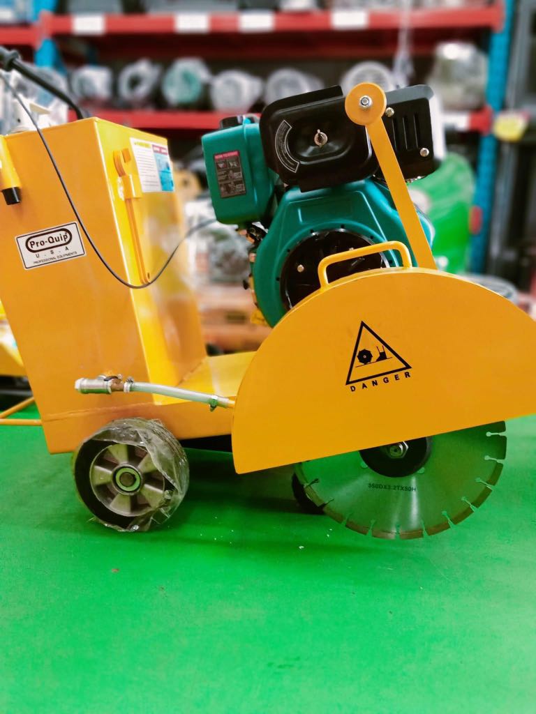 DIESEL CONCRETE CUTTER, Commercial & Industrial, Construction Tools ...