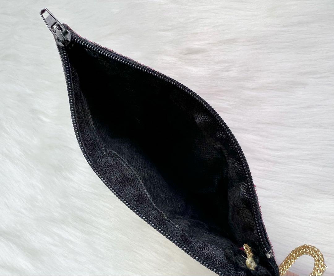 Dubai Souvenir Camel Pouch, Men's Fashion, Bags, Belt bags, Clutches ...