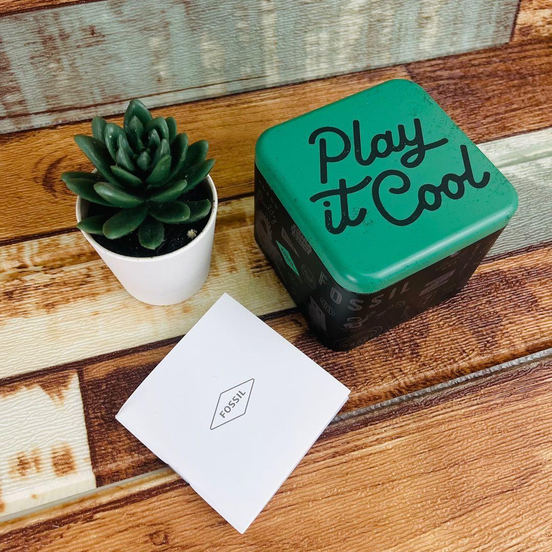 Fossil Watch Tin Box, Women's Fashion, Jewelry & Organisers, Accessory ...