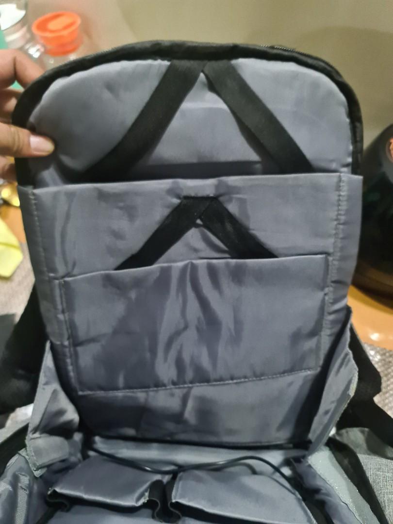 HILTI Backpack with CHARGING PORT, Men's Fashion, Bags, Backpacks on ...