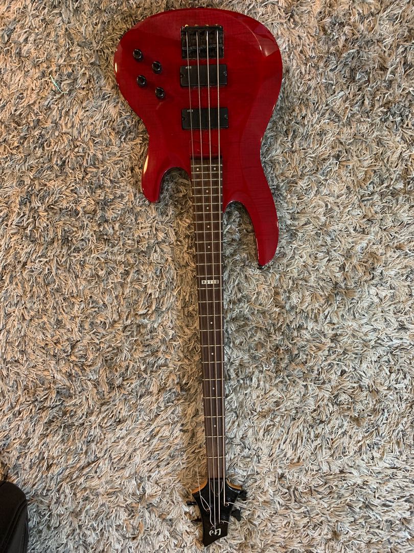 LTD ESP 4 string bass guitar ( Active Pick-up), Hobbies & Toys, Music ...