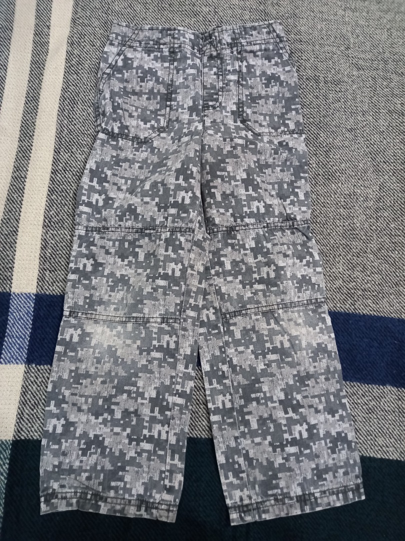 Minecraft / Camouflage, Babies & Kids, Babies & Kids Fashion on Carousell