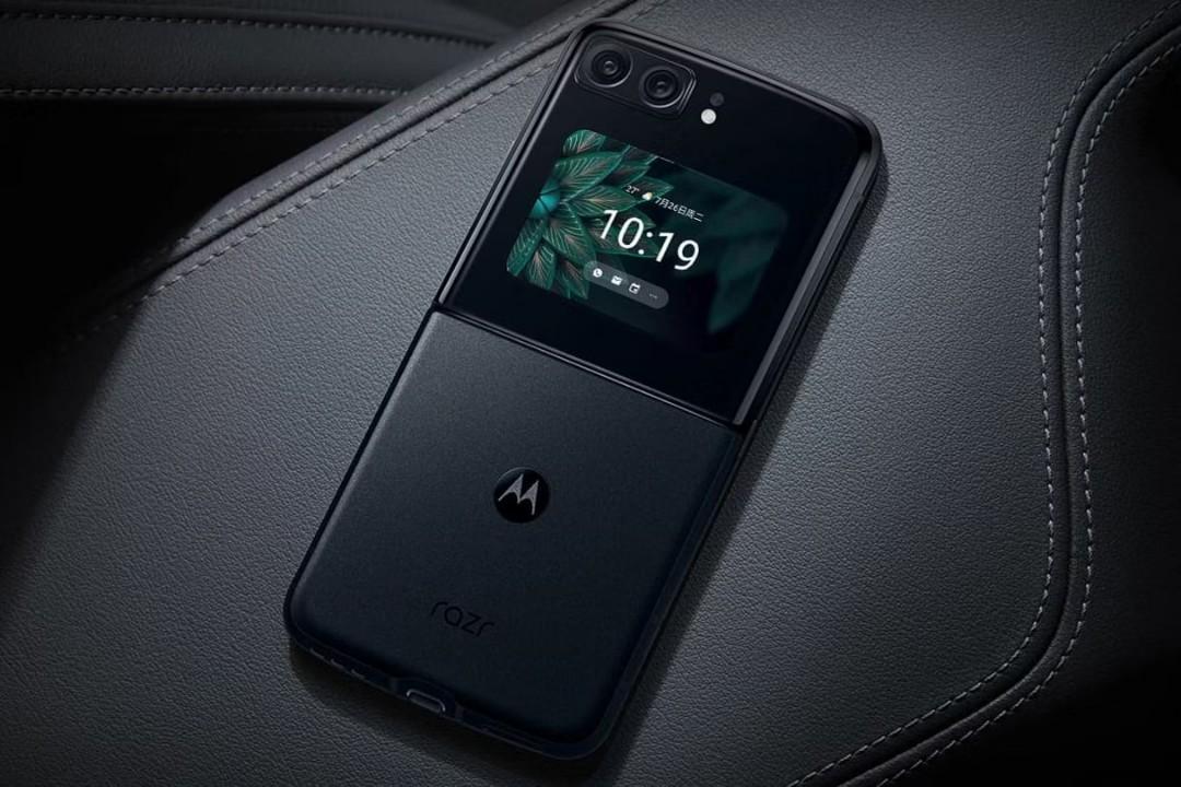 Motorola Razr 2022 Flip phone - Great alternative to Samsung Galaxy ...