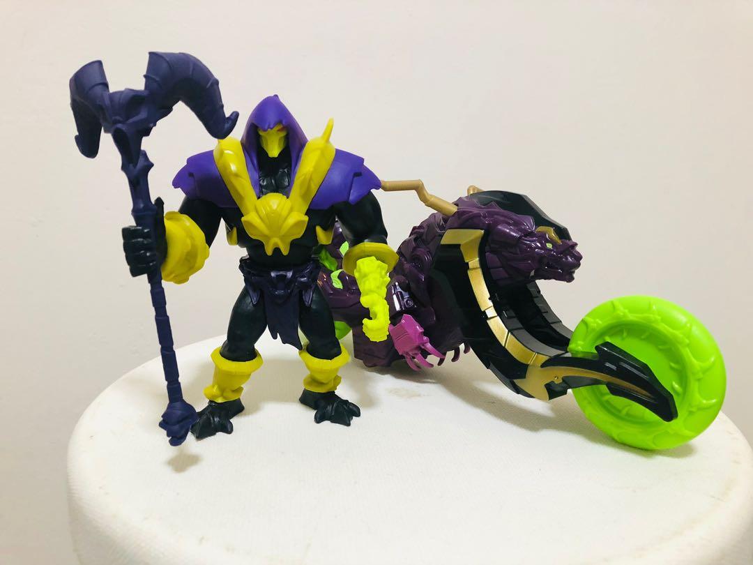 MOTU animated Exclusive Skeletor with Painthor Cycle Panthor, Hobbies ...