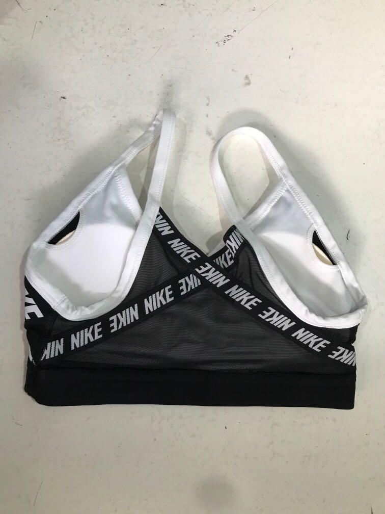 NIKE bnw sportsbra, Women's Fashion, Activewear on Carousell