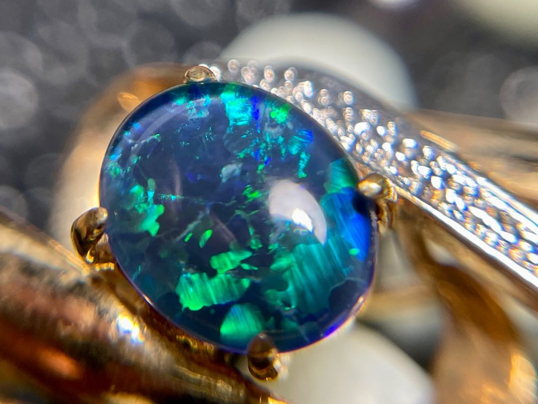 Opal, Megalodon tooth fossil, garnet, Women's Fashion, Jewelry ...