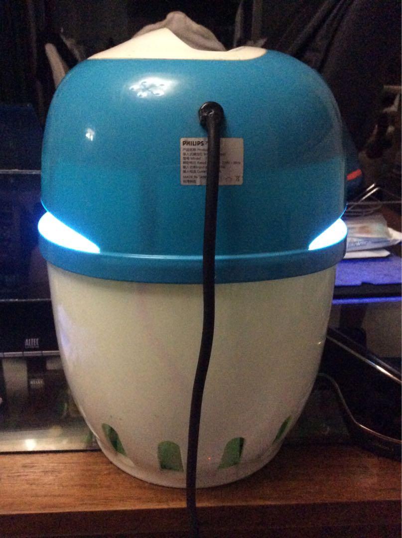 Philips Insect Trapper, Health & Nutrition, Insect Repellents on Carousell