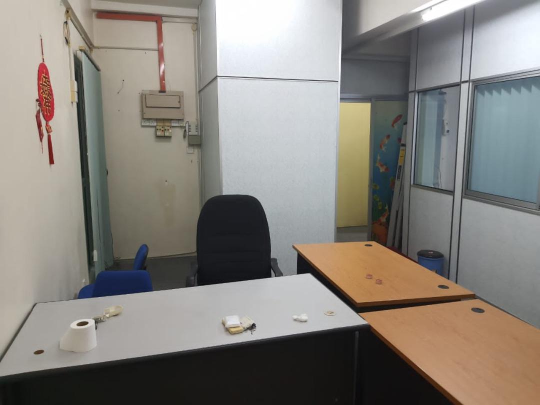 Queen's Avenue Office Jalan Bayam Cheras Kuala Lumpur KL Pejabat Near ... Queen's Avenue Office Jalan Bayam Cheras Kuala Lumpur KL Pejabat Near ...