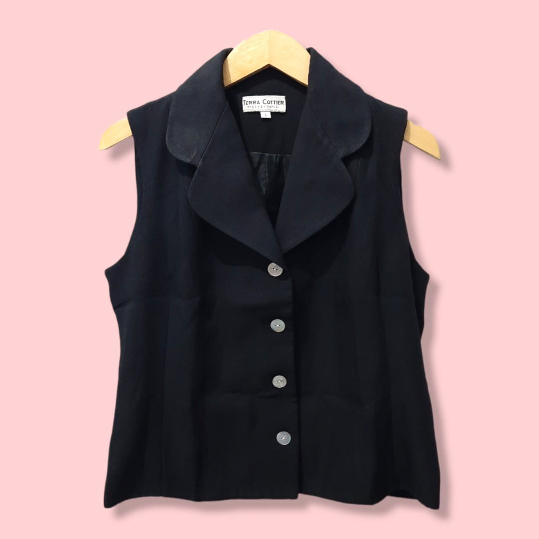 Rompi Hitam, Fesyen Wanita, Pakaian Wanita, Baju Luaran di Carousell