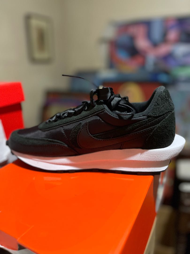 Sacai Nike waffle, Men's Fashion, Footwear, Sneakers on Carousell