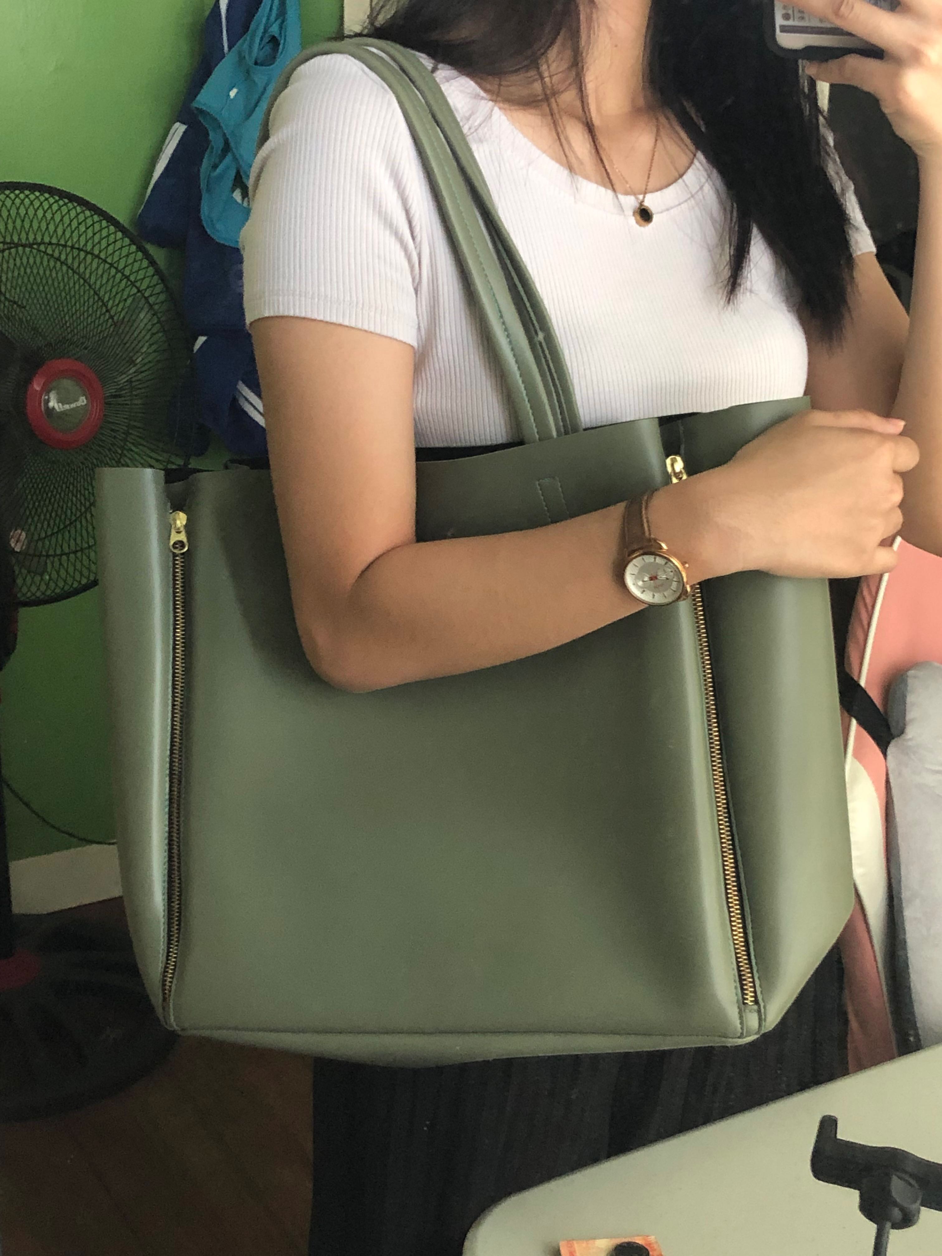 Shiq Tote Bag, Women's Fashion, Bags & Wallets, Tote Bags on Carousell