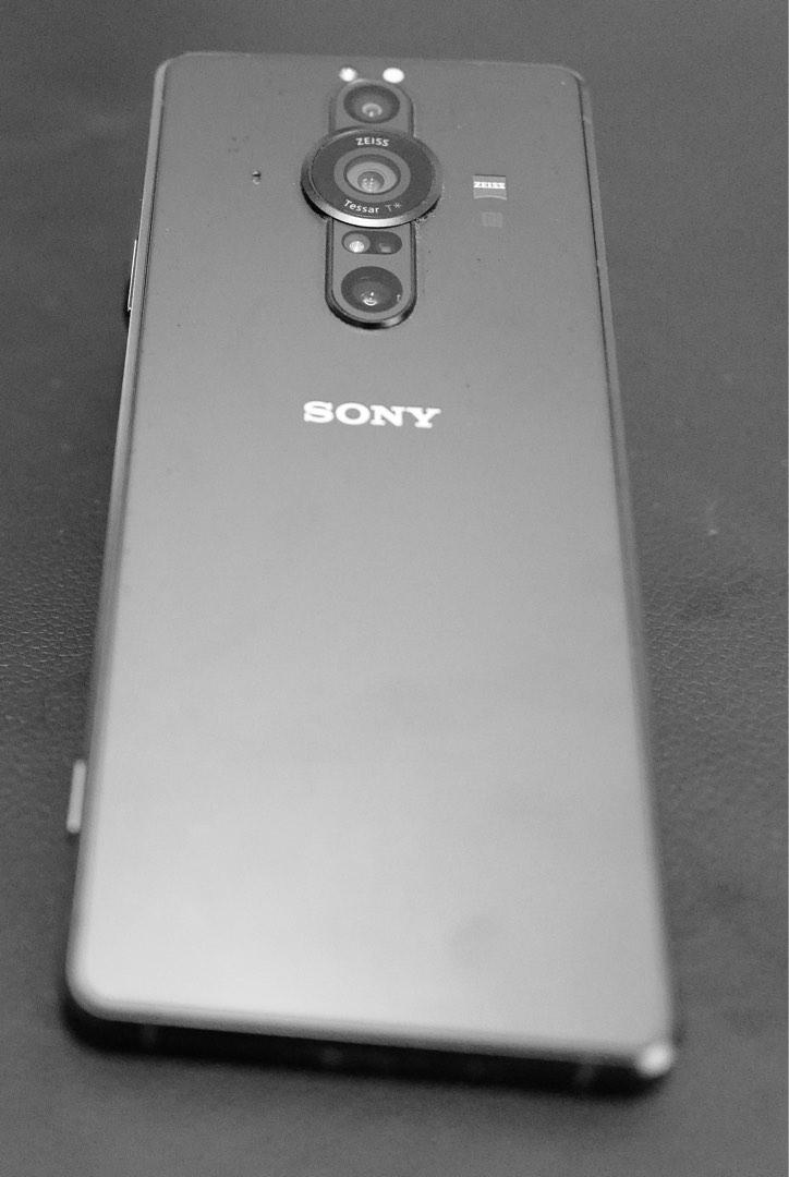 Sony Experia Pro-i + shooting grip, for professional video logging and ...