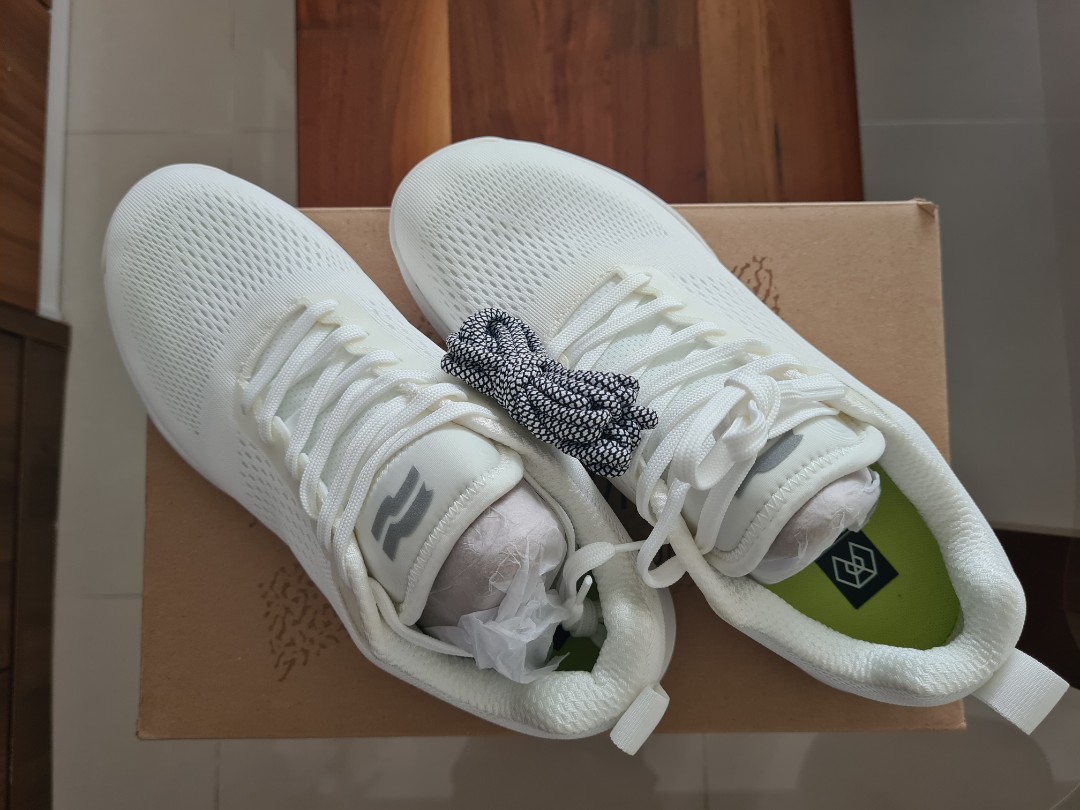 Strike Mvmnt Haze Trainers full white US9, Men's Fashion, Footwear ...