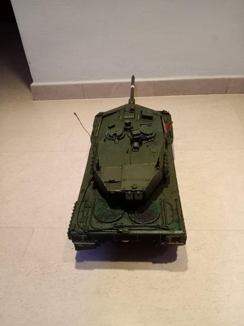 Tamiya Leopard 2A6, 1/16 Scale with DMD Unit and battery, Hobbies ...