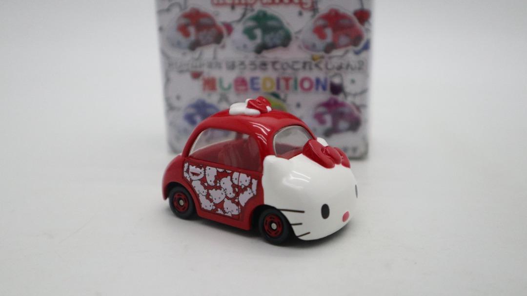 Tomy Tomica Hello Kitty Color Edition RED, 興趣及遊戲, 玩具 & 遊戲類 on Carousell