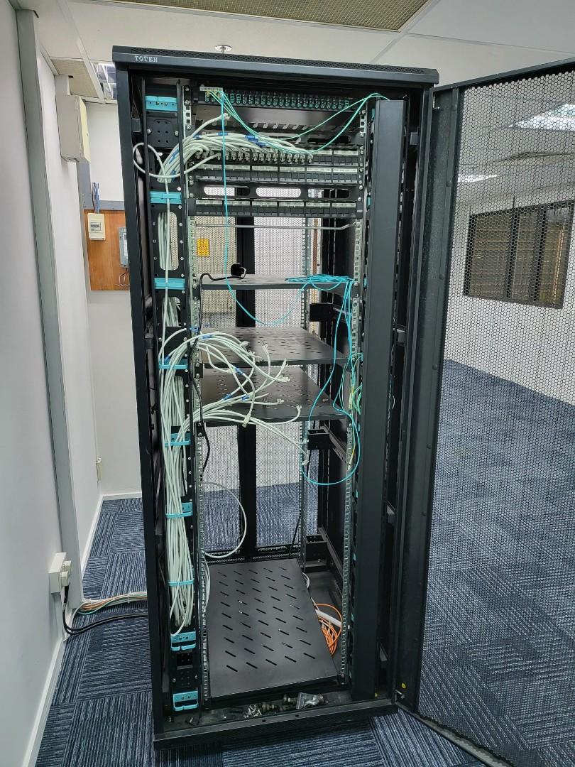 Toten Server Rack, Computers & Tech, Office & Business Technology on ...