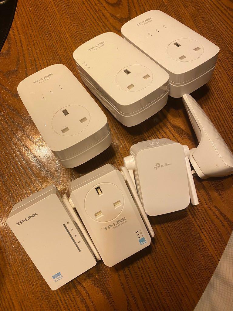 TP link Wi-Fi power line extenders, 電腦＆科技, 商務用科技產品 - Carousell