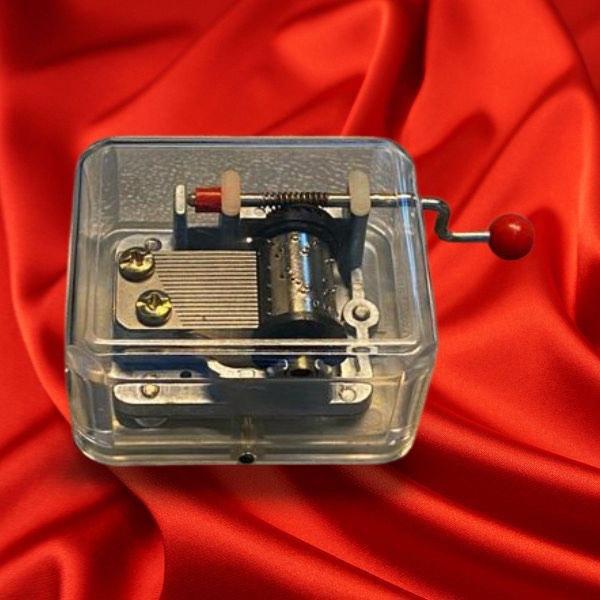 Transparent Hand Crank Music Box, Hobbies & Toys, Music & Media, Music ...