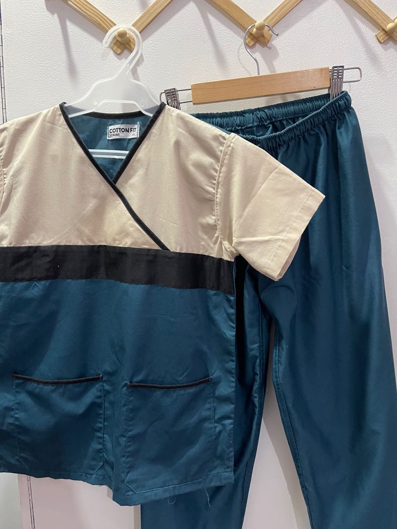 Tri-color scrub suit, Women's Fashion, Dresses & Sets, Sets or ...