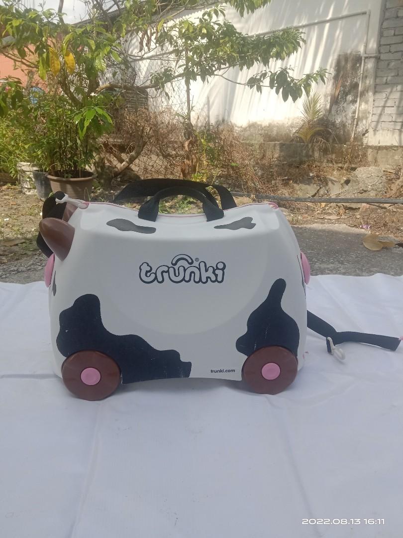 Trunki Ride-on Suitcase: Frieda The Cow, Babies & Kids, Bathing ...
