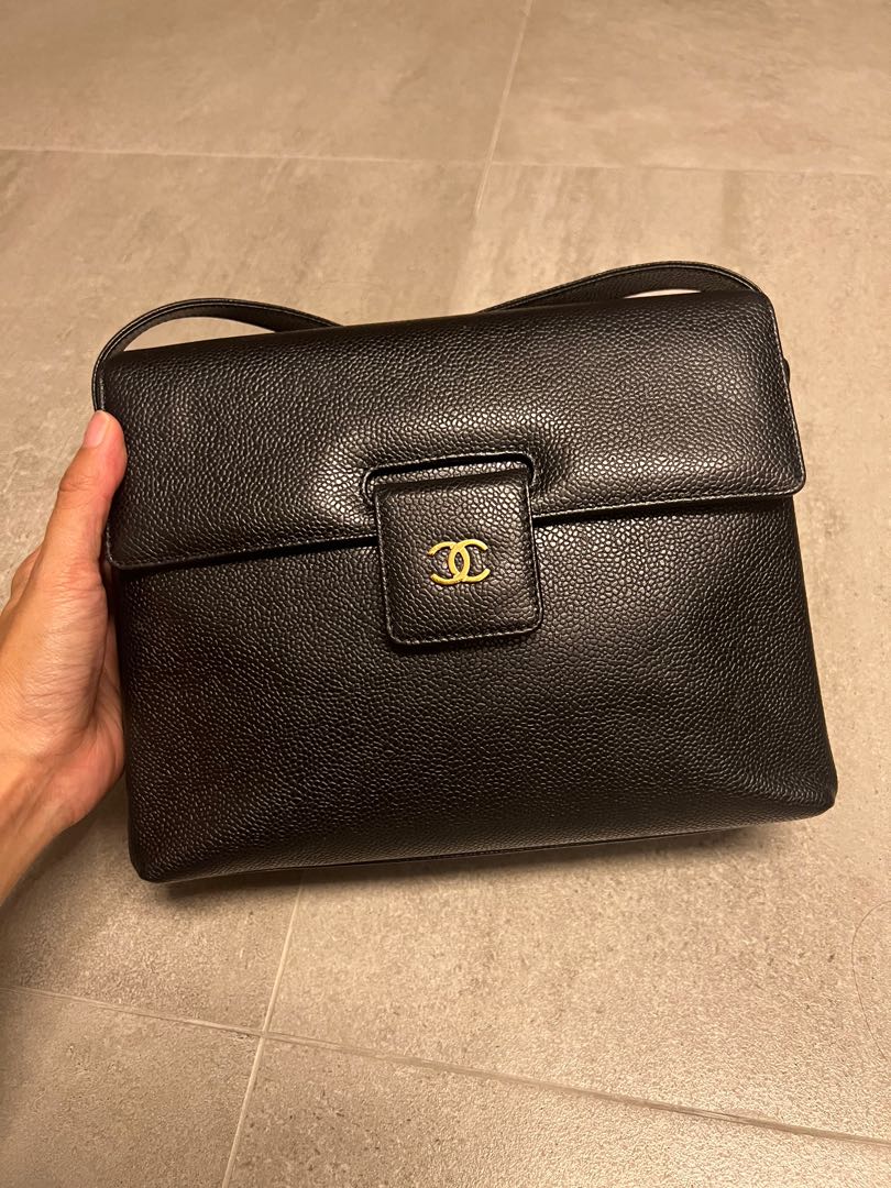 Vintage Chanel shoulder bag in caviar, Women's Fashion, Bags & Wallets, Shoulder Bags on Carousell