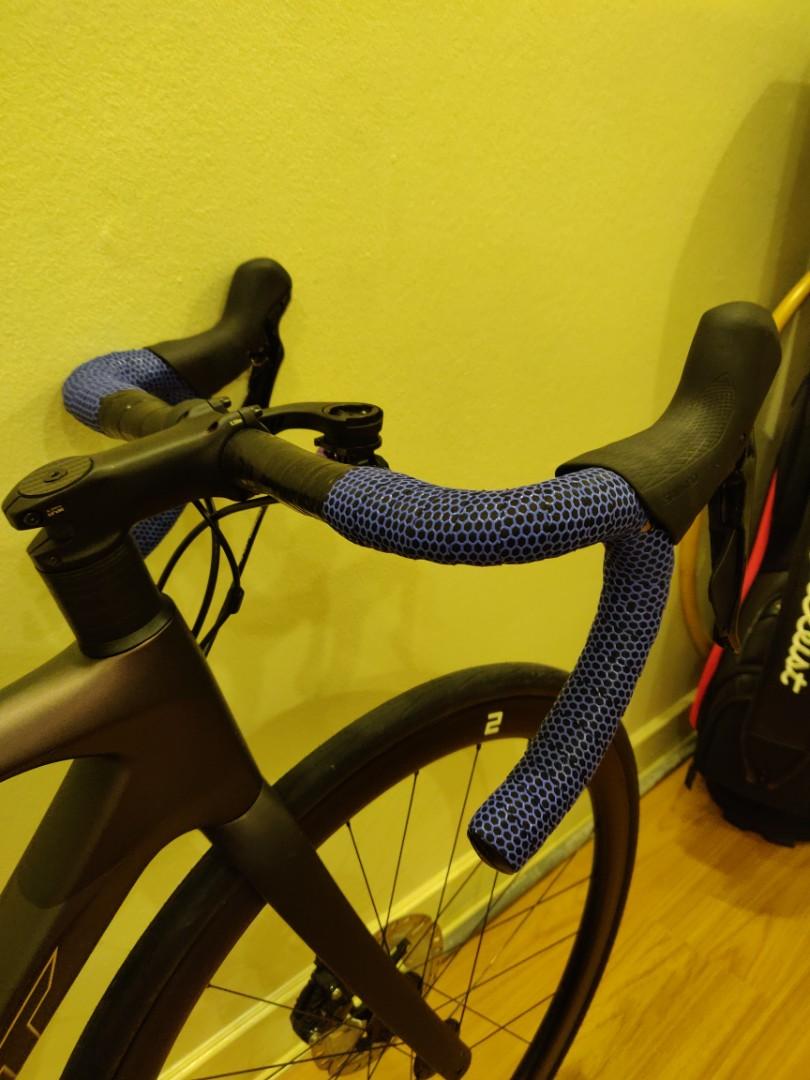 2021 giant defy advance pro 2, Sports Equipment, Bicycles & Parts ...