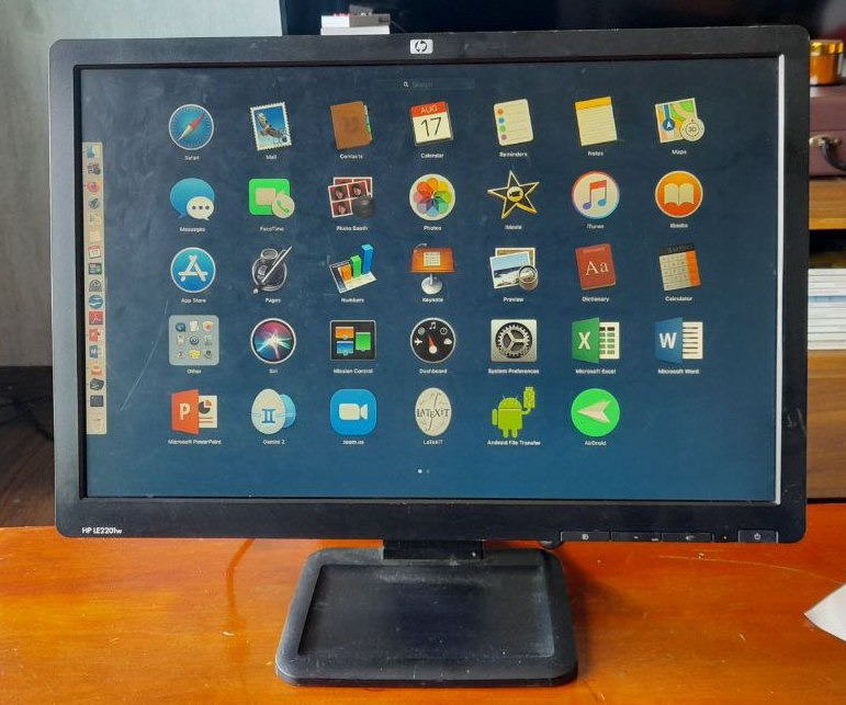 22" wide LCD monitor (HP), Computers & Tech, Parts & Accessories ...